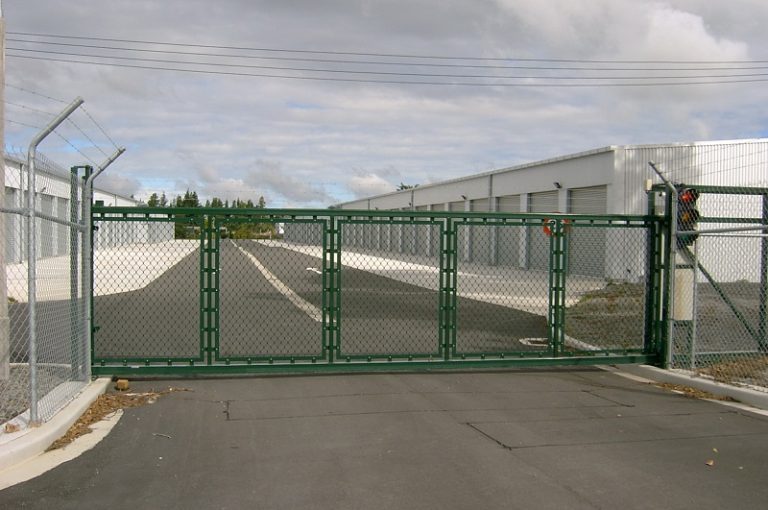 What is a Bullet Series Cantilever Gate? - ARA Manufacture NZ